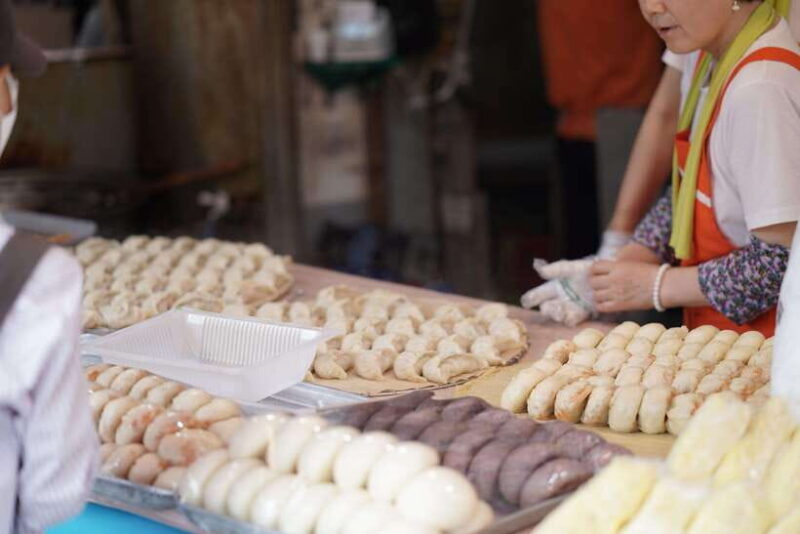 Seoul: Guided Street Food Tour at Namdaemun Market - Key Points