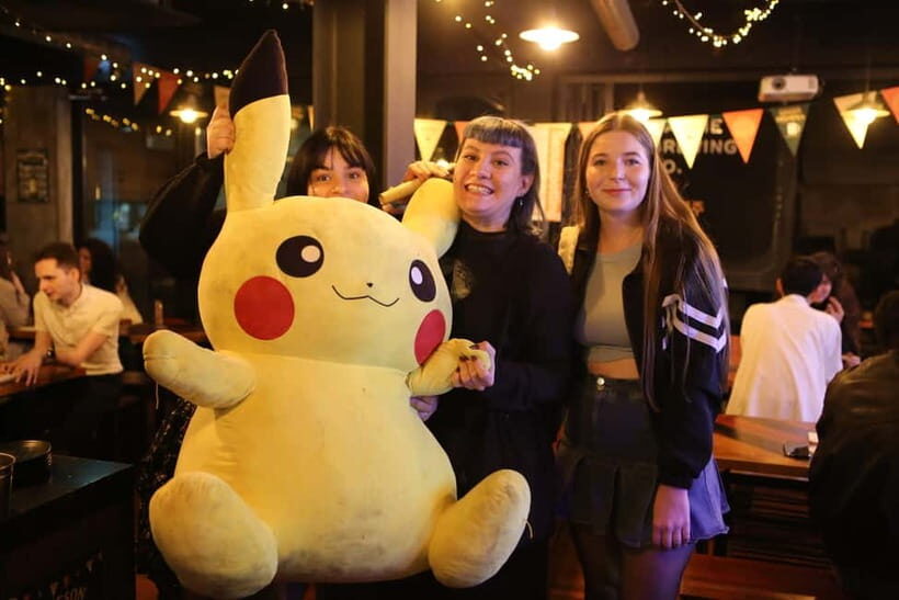 Seoul: LGBTQ+ Pub Crawl and Drag Show with Local Drag Queen - A Closer Look at the Experience