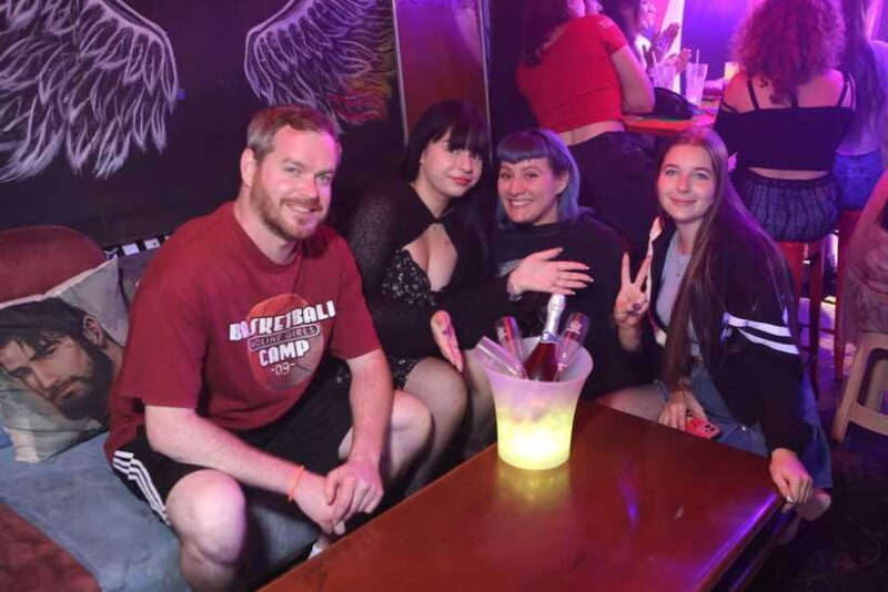 Seoul: LGBTQ+ Pub Crawl and Drag Show with Local Drag Queen - Real Traveler Insights