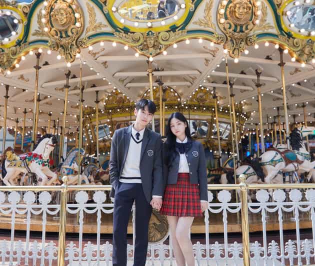 Seoul: Lotte World 1 Day Pass & Korean School Uniform Rental - The Cost and Value Analysis