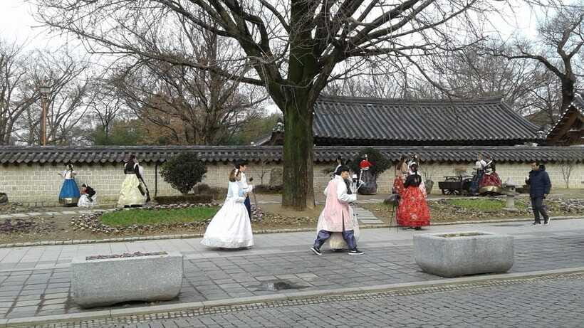 Seoul: Maisan Cherry Blossom and Jeonju Hanok Day Tour - Cultural Highlights in Jeonju