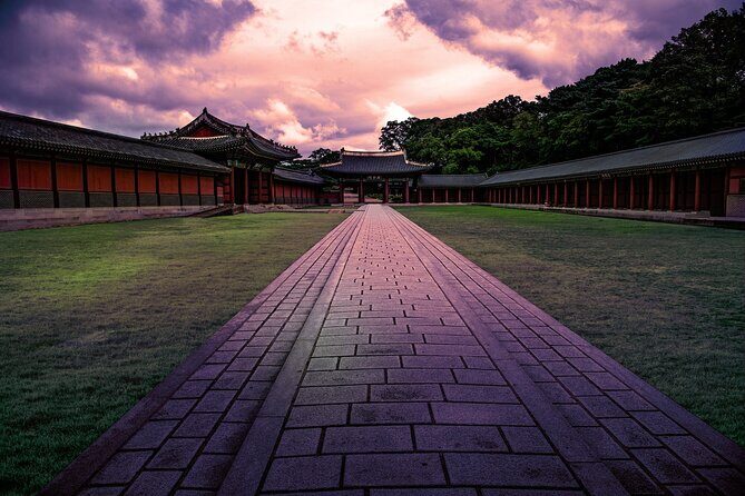 Seoul Private Tour: Palace, Bukchon, Insadong & Han River Cruise - FAQ