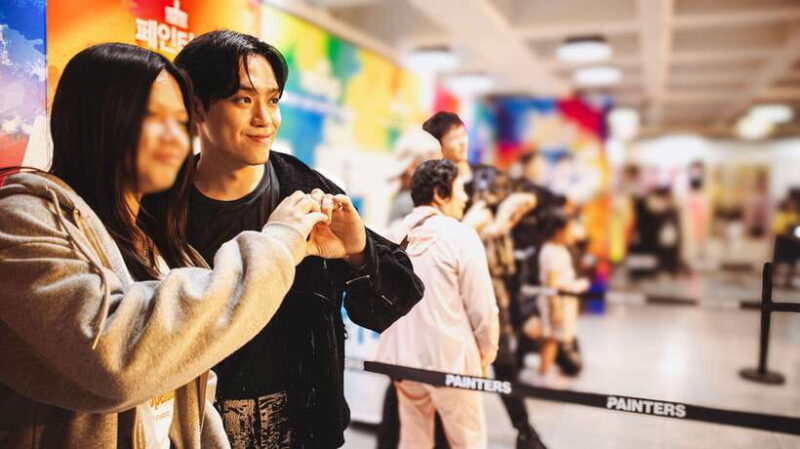 Seoul: The Painters Live Art K-pop Dance Show - Practical Tips for Visitors