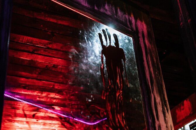 Serial Killer Escape Room in Charleston - Key Points
