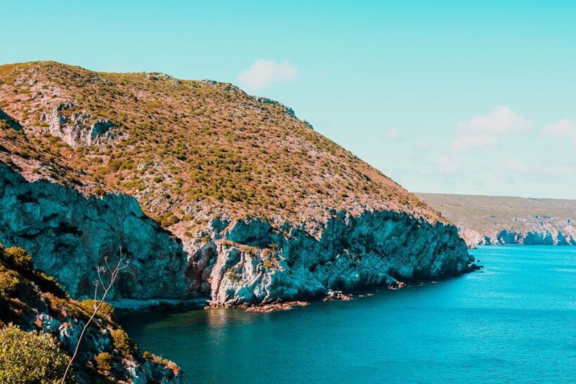 Sesimbra: Arrábida Beaches & Caves Boat Tour with Snorkeling - Discovering the Hidden Gems of Arrábida on a Boat Tour from Sesimbra