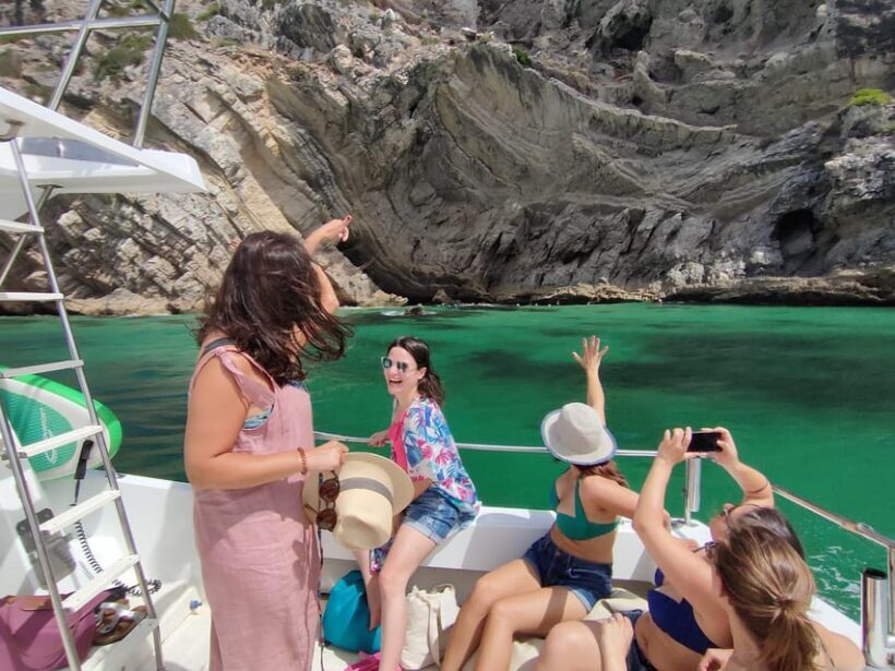 Sesimbra: Exclusive Private Yacht tour with sea activities! - Is it worth the cost?