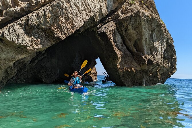 Sesimbra: Guided Kayak Tour in Arrábida Natural Park & Caves - Enjoying the Scenic Coastal Views