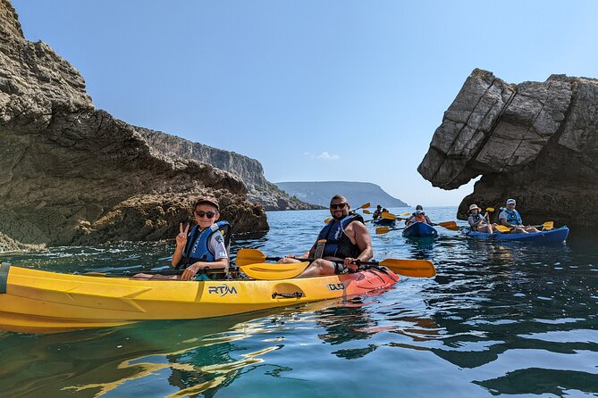 Sesimbra: Guided Kayak Tour in Arrábida Natural Park & Caves - Highlights of the Tour Experience