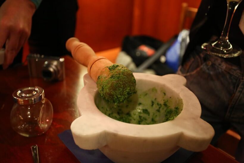 Sestri Levante: Pesto & Cooking Classes, Wine Tasting - What You Can Expect from the Experience