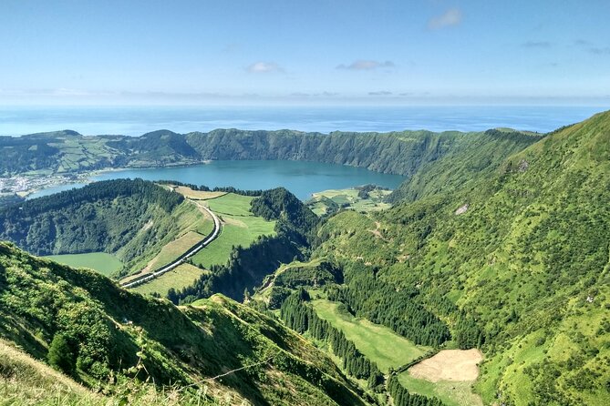 Sete Cidades and Lagoa do Fogo Volcanic Lakes Guided Tour - Itinerary Breakdown