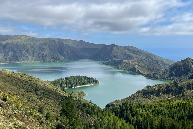 Sete Cidades and Lagoa do Fogo Volcanic Lakes Guided Tour - What Travelers Say