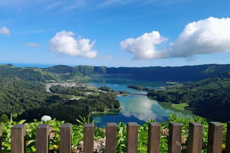Sete Cidades: Day Tour - Blue & Green Lake and Fire Volcano - What Makes This Tour Stand Out?