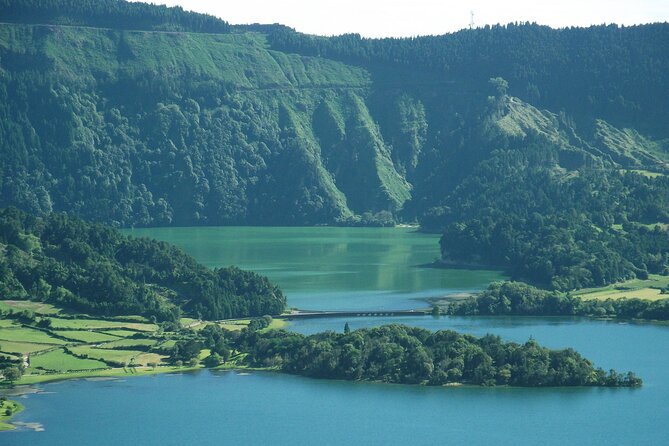 Sete Cidades Full-Day 4WD Tour from Ponta Delgada with Hiking - Who Will Love This Tour?