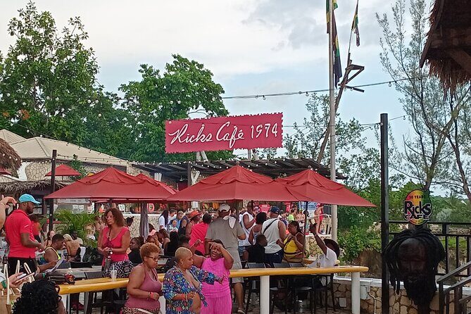 Seven Miles Beach in Negril and Ricks Cafe from Montego Bay - Practical Details and What to Expect