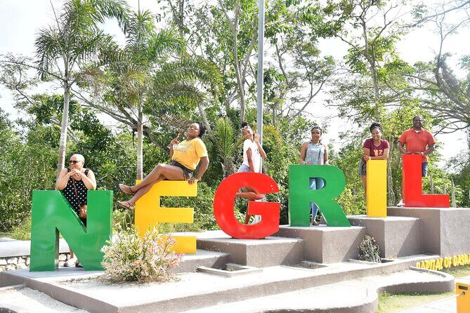 Seven Miles beach with Swedish Massage & Rick's cafe with pickup - The Best for Who?