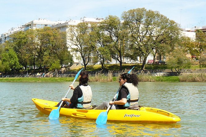 Sevilla 2 Hour Kayaking Tour on the Guadalquivir River - Exploring the Guadalquivir River