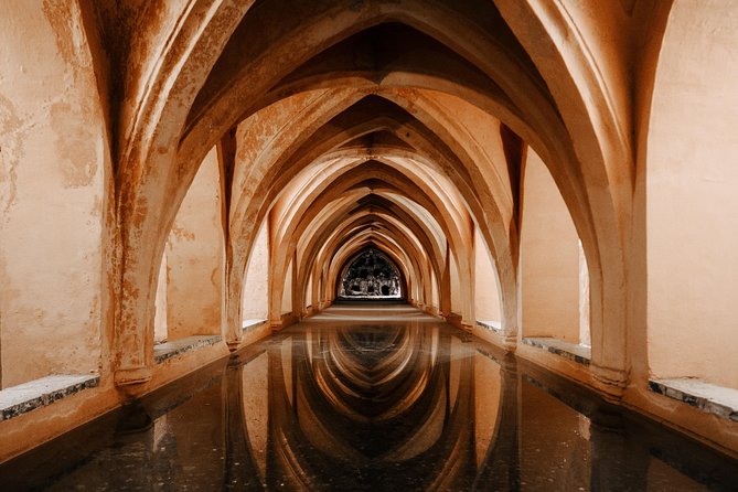 Sevilla Airport Transfer Review: Is It Worth It - Vehicle and Amenities