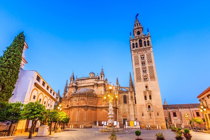 Sevilla: Guided tour to Cathedral and Giralda - Introduction: What to Expect from This Tour