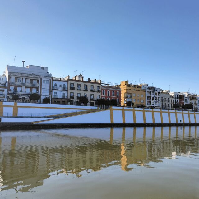 Seville: 1-Hour Guadalquivir River Cruise with Local Guide - Key Points