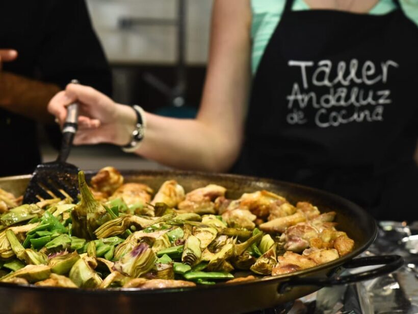 Seville: 3.5-Hour Spanish Cooking Class & Triana Market Tour - Key Points
