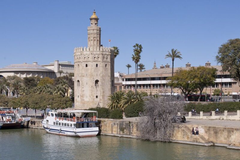 Seville 4-Hour Guided Walking Tour - What You Can Expect in Practice