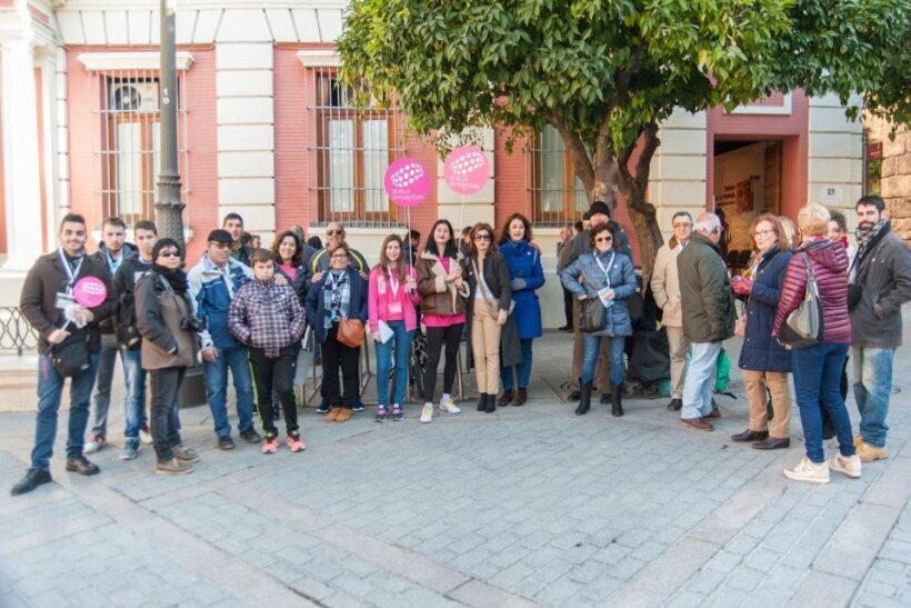 Seville: Alcázar and Cathedral Entry Ticket and Guided Tour - Key Points