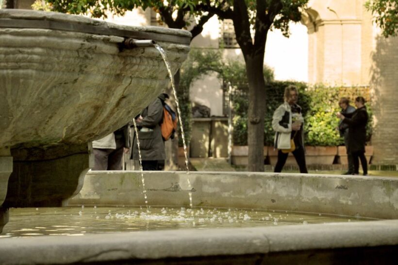 Seville: Alcazar & Cathedral Skip-the-Line Guided Tour - A Detailed Look at the Tour Experience