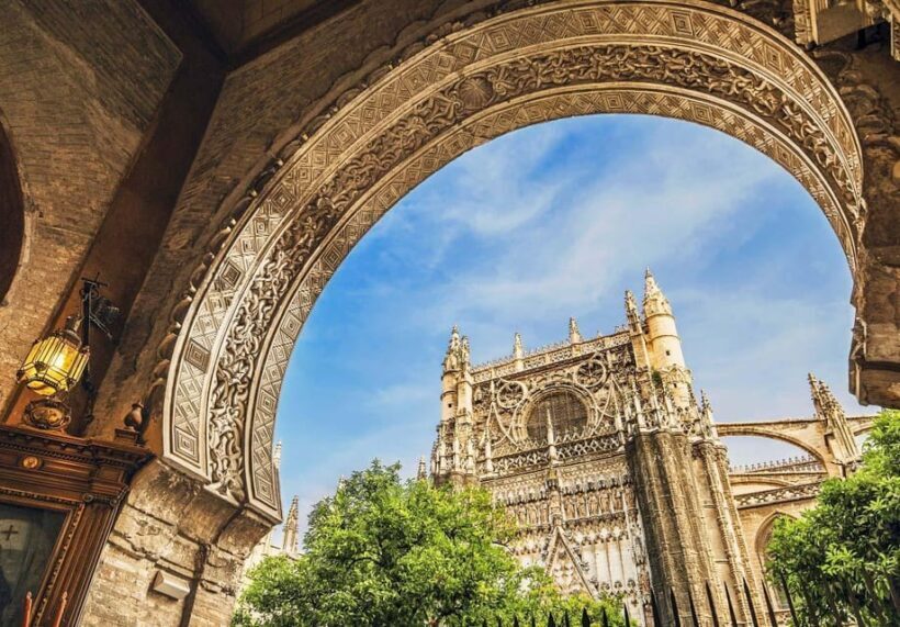 Seville: Cathedral and Giralda Tower Guided Tour and Tickets - Who Should Book This Tour?