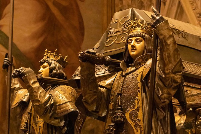 Seville Cathedral and the Giralda Skip the Line Private Tour - Private Guide and Personalized Experience