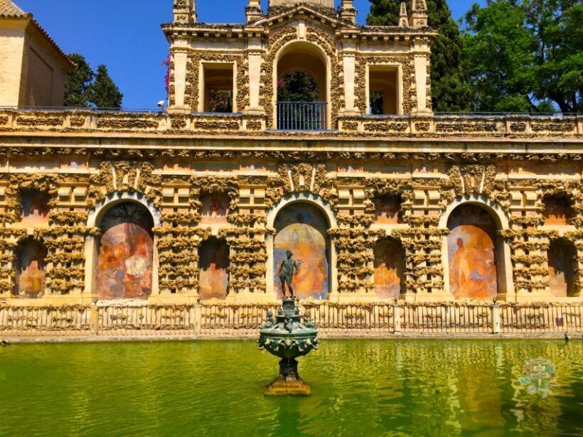 Seville: Cathedral, Giralda, and Royal Alcázar Guided Tour - An In-Depth Look at the Tour Experience