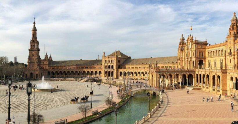 Seville: City Highlights Private Walking Tour - A Closer Look at the Tour Experience