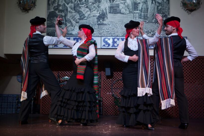 Seville: El Patio Sevillano Flamenco Show Ticket & Dinner - Authentic Performances Worth Remembering