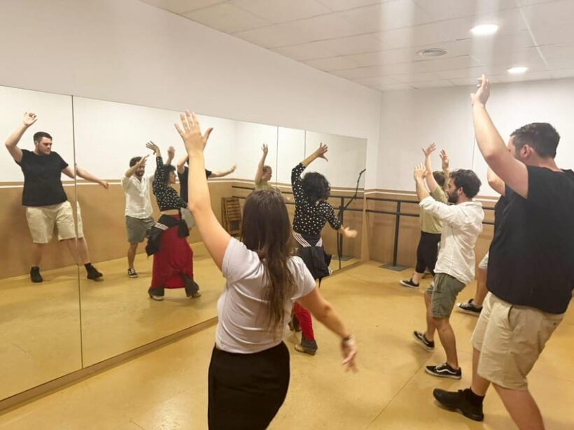 Seville: Flamenco 2 x 1: Flamenco Tour + Dance Class - Who Will Enjoy This Tour?