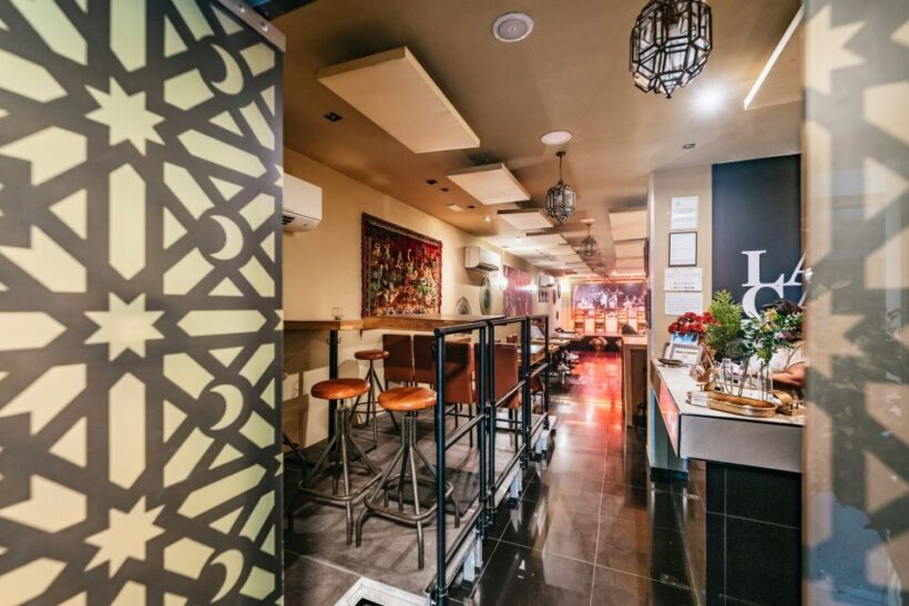 Seville: Flamenco Show with Andalusian Dinner at La Cantaora - Who Should Book This Tour?