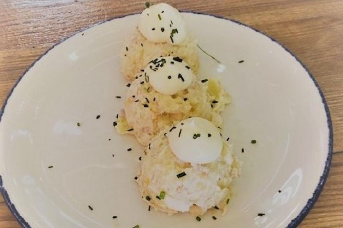 Seville Food Tour: Tapas, Drinks and Delights With a Local - Sherry Wine: A Traditional Andalusian Delight