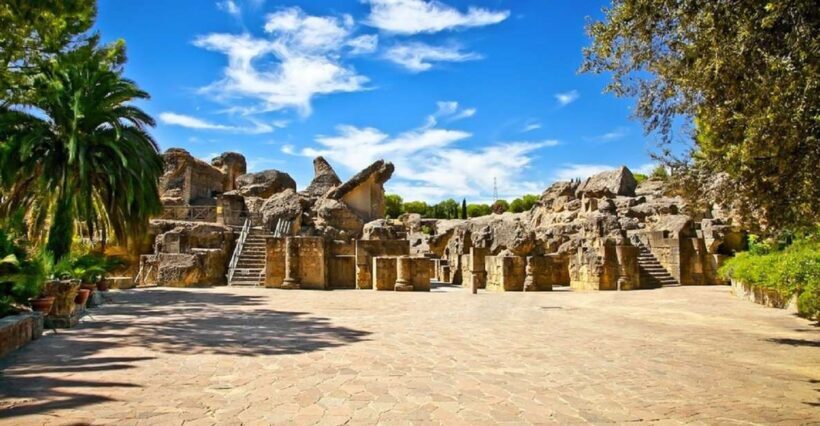 Seville: Game of Thrones and Roman Empire Italica Tour - Roman Houses and Mosaic Collections