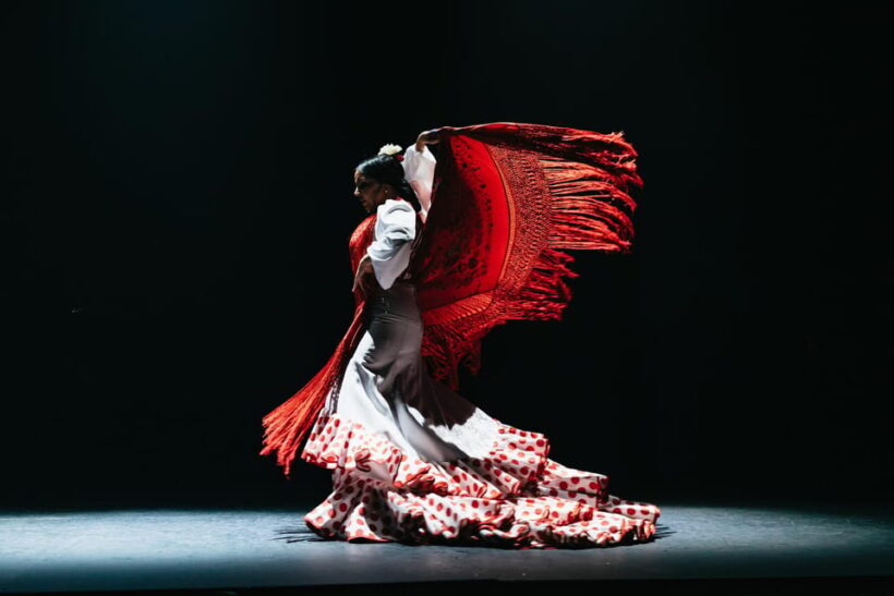 Seville: Live Flamenco Dancing Show Ticket at the Theater - The Setting: An Intimate Flamenco Venue in the Heart of Seville