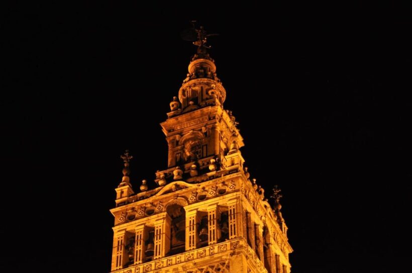 Seville Night Tour A Must See - Key Points
