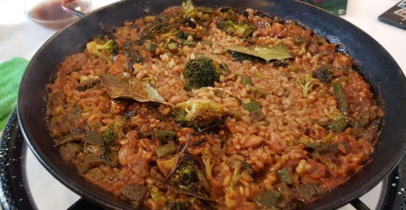 Seville: Paella Showcooking Experience - Key Points