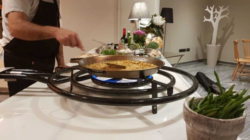 Seville: Paella Showcooking Experience - FAQs about the Seville Paella Showcooking Experience
