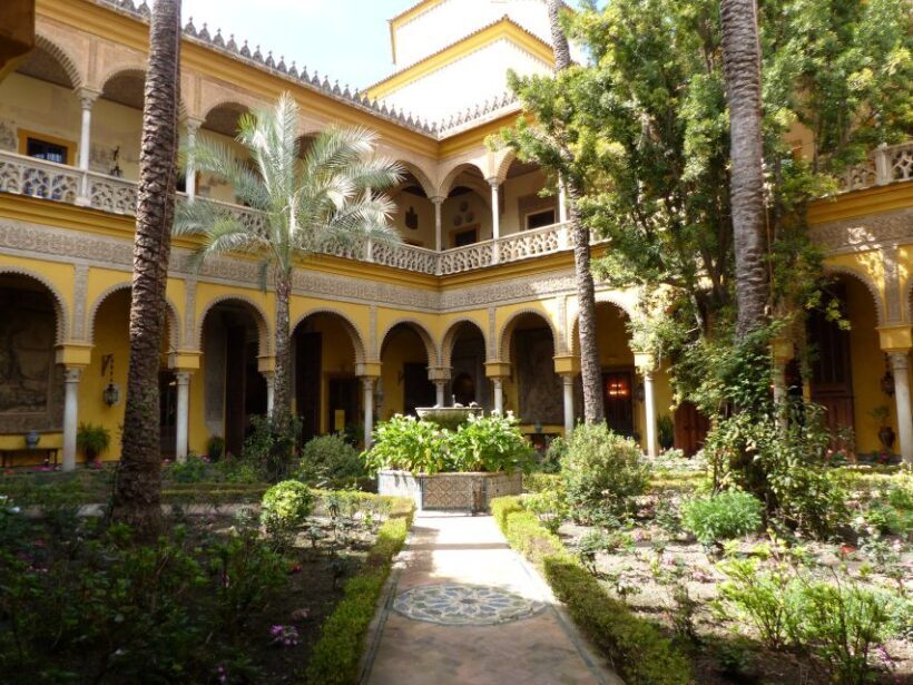 Seville: Palacio de Las Dueñas Entry Ticket and Guided Tour - A Deep Dive into the Palacio de Las Dueñas Experience