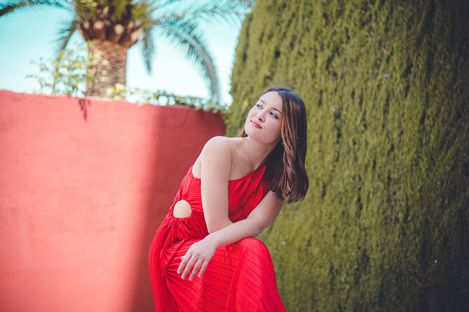 Seville Personalized and Professional Photoshoot - Authentic Experiences and Review Highlights