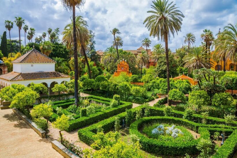 Seville: Priority Access Cathedral, Giralda & Alcázar Tour - Practical Tips for Making the Most of Your Tour