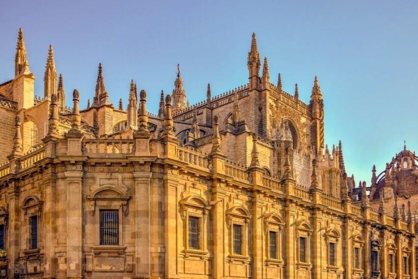 Seville: Private Tour with Roundtrip Transportation - A Closer Look at Seville’s Highlights