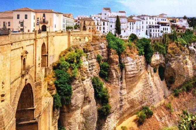 Seville Private Transfer to Granada With a Visit to Ronda - Professional Driver and Comfort of the Vehicle