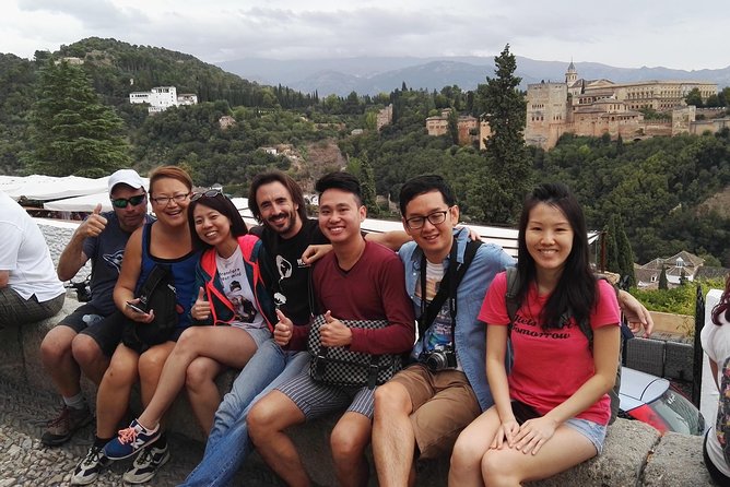 Seville Private Transfer to Granada With a Visit to Ronda - Customer Experiences and Positive Reviews