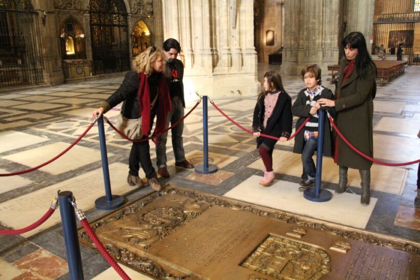 Seville: Royal Alcazar, Cathedral and Giralda Tower Tour - Visiting Seville’s Cathedral: The Largest Gothic Cathedral in the World