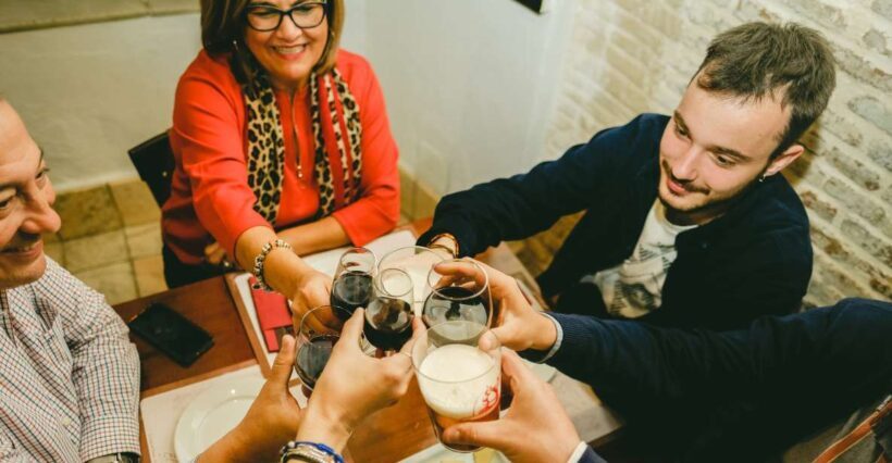 Seville: Small Group Jewish Quarter Tour with Tapas & Drinks - Practical Tips for Booking and Enjoying the Tour
