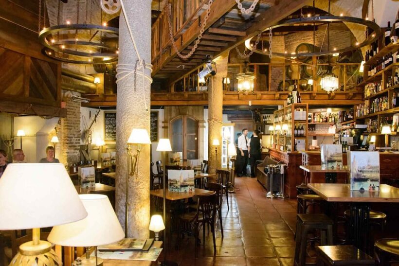 Seville: Tapas Dinner and Flamenco Show - Final Thoughts: Who Will Love This Experience?