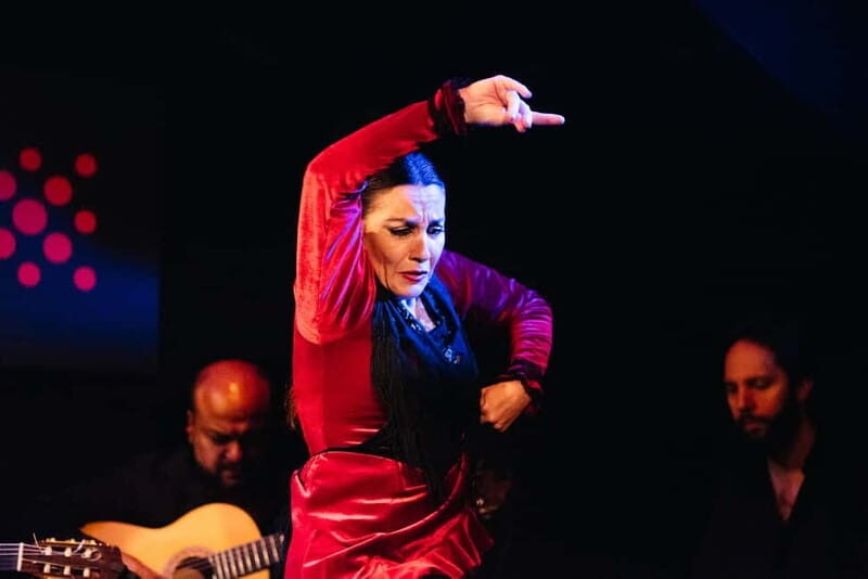 Seville: Tapas Walking Tour with Traditional Flamenco Show - A Closer Look at the Tour Itinerary